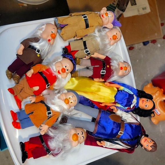 Disney | Toys | Snow White And The 7 Dwarfs And Prince Charming Set By ...